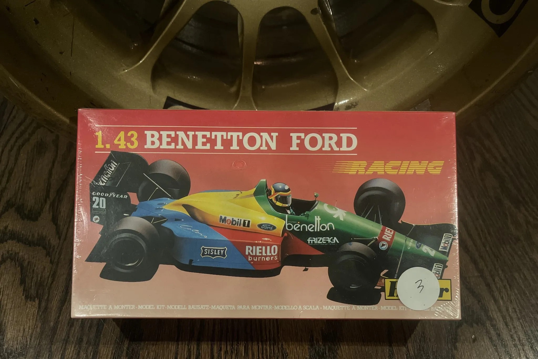 83-Piece Scale-Model Kit F1 Collection